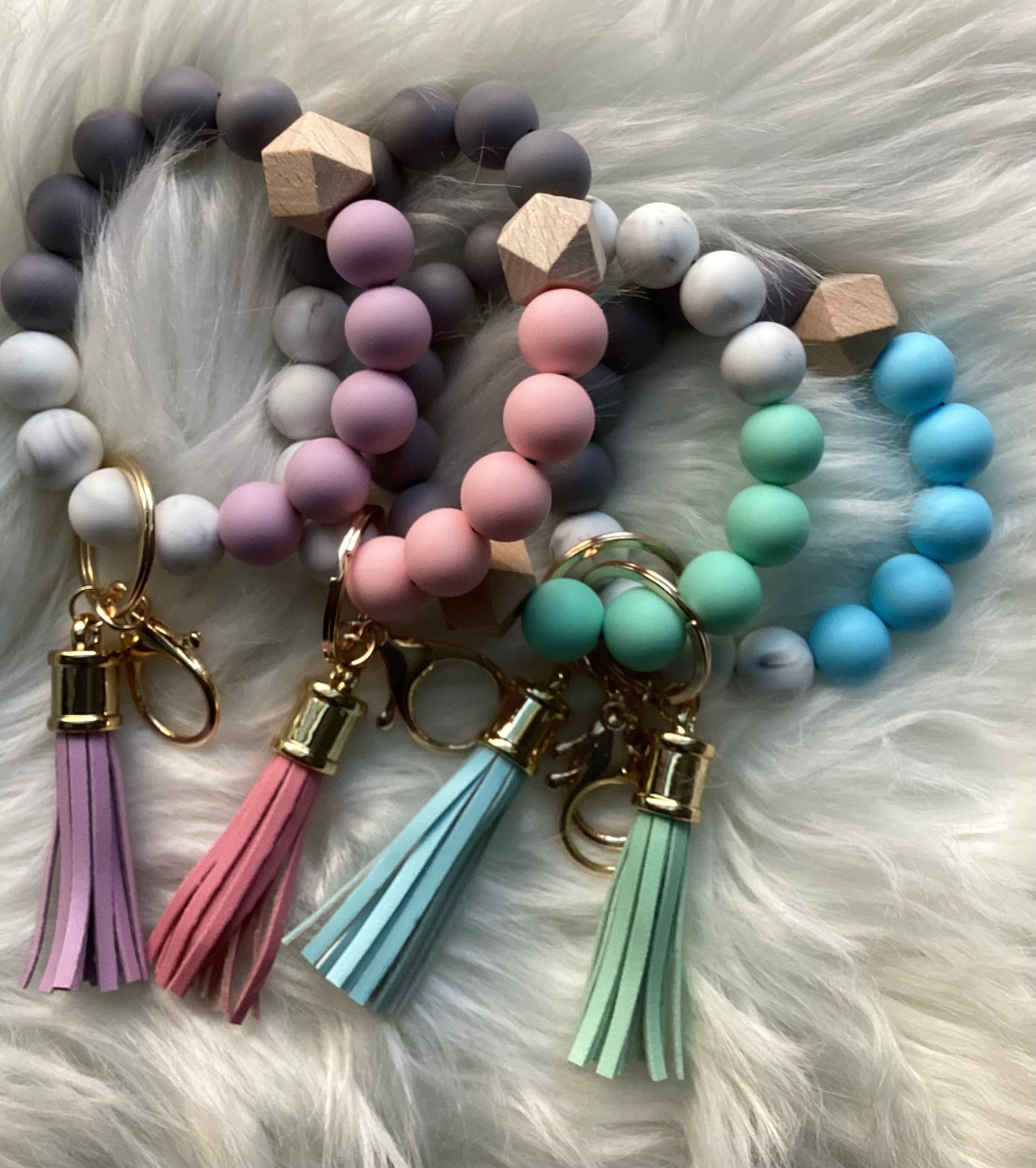 Key chains, phone accessories and more – The Sparkly Store